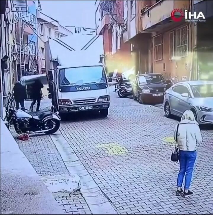 Man Squashed Between His Runaway Truck And A Car Ragdolled In Circles