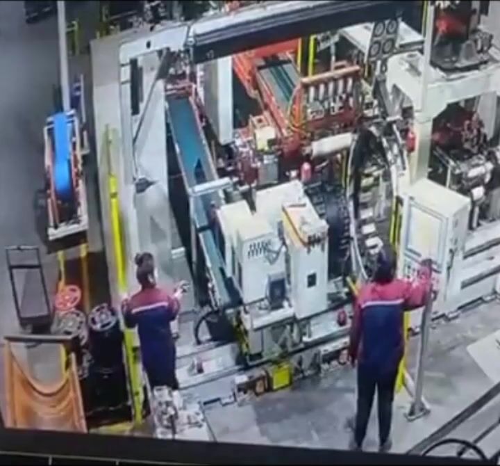 Cleaning Lady Suffers Crush Injuries When Worker Starts The Machine