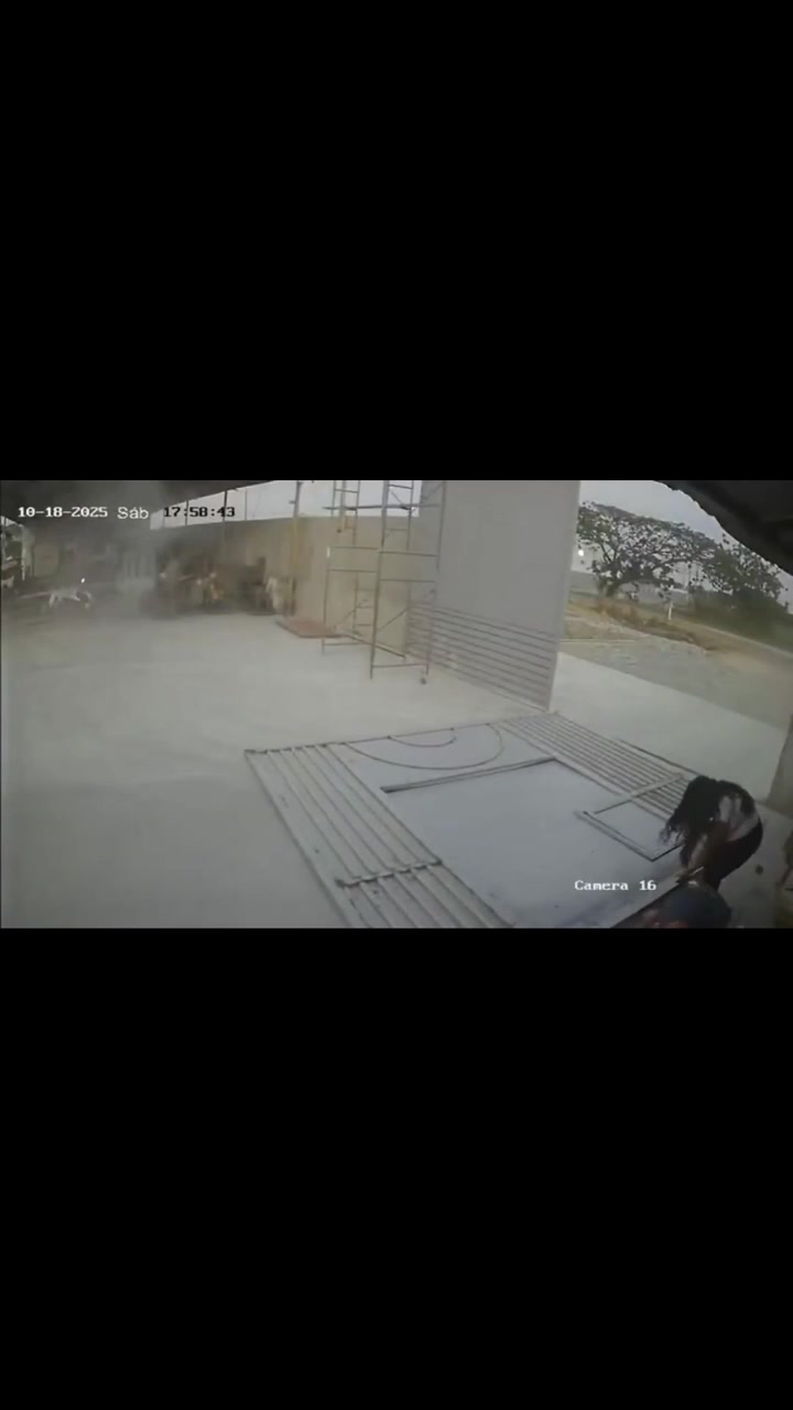 Heavy Industrial Door Falls Off Runners And Cruises A Co Worker